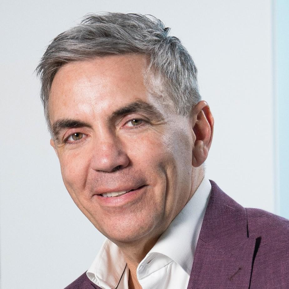 Dragoș Anastasiu- CEO at Eurolines Romania, Founder Rethink Romania